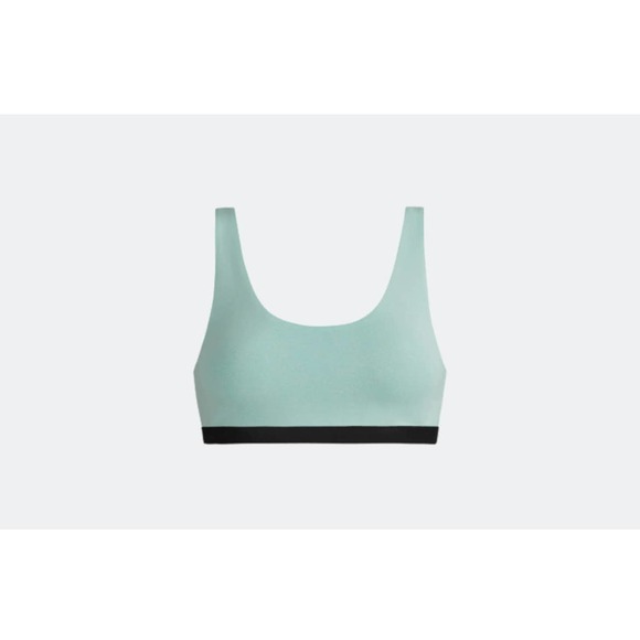 MeUndies | Intimates & Sleepwear | Meundies Womens Uback Bralette In ...